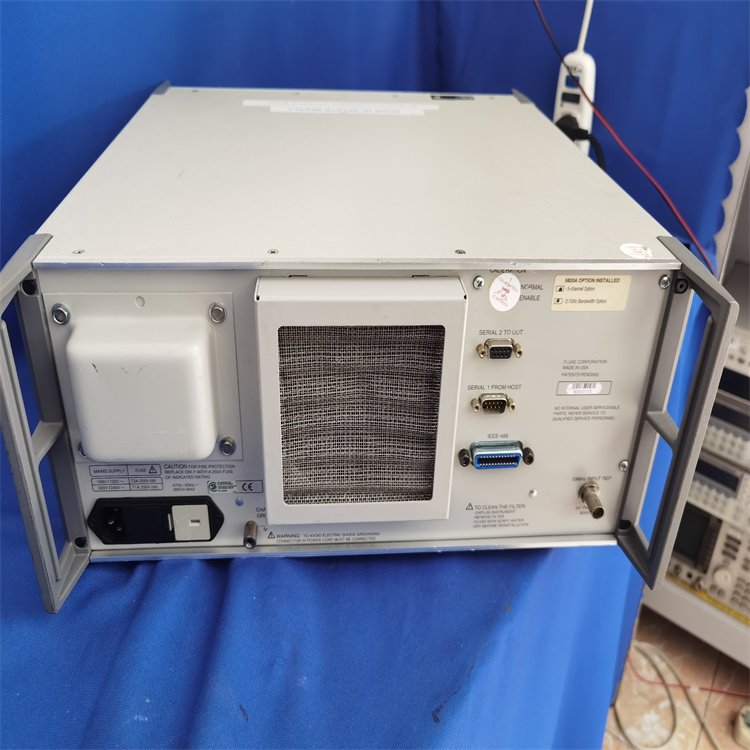 福祿克FLUKE 5820A 示波器校準儀 – 泊錞科技有限公司